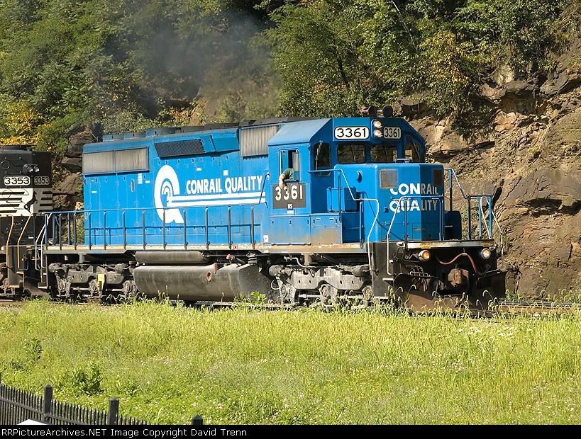 NS 3361 (ex-Conrail 6415) leads an NS Coal train @ Horseshoe Curve